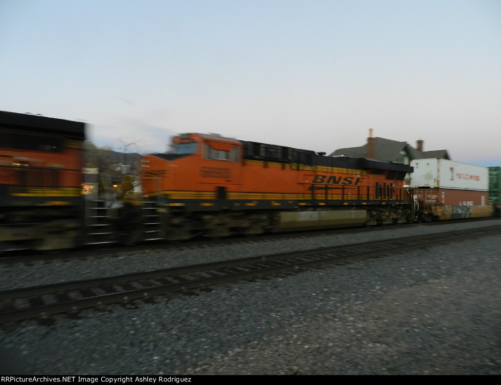 BNSF 6558